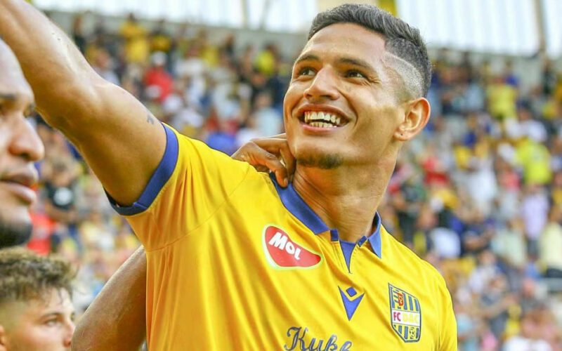 Eric Ramírez continúa sacudiendo redes en Eslovaquia - SOLOVENEX